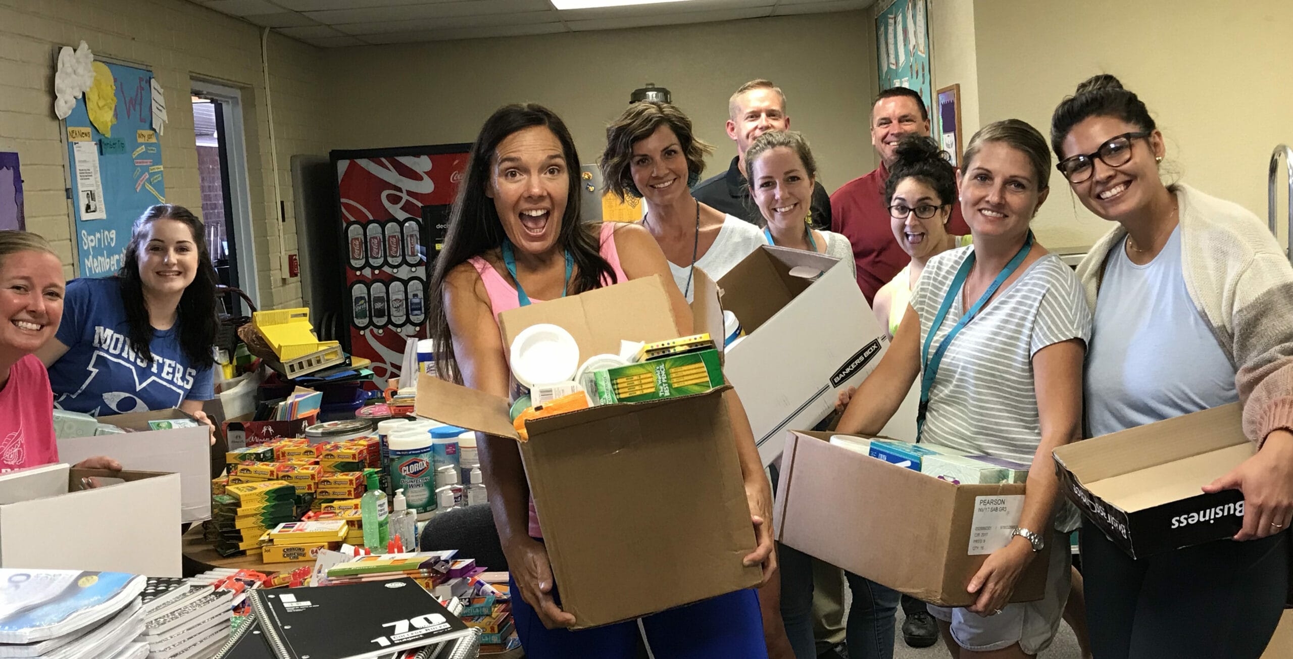 Homer Davis Elementary School teachers overjoyed by donation | AZ ...