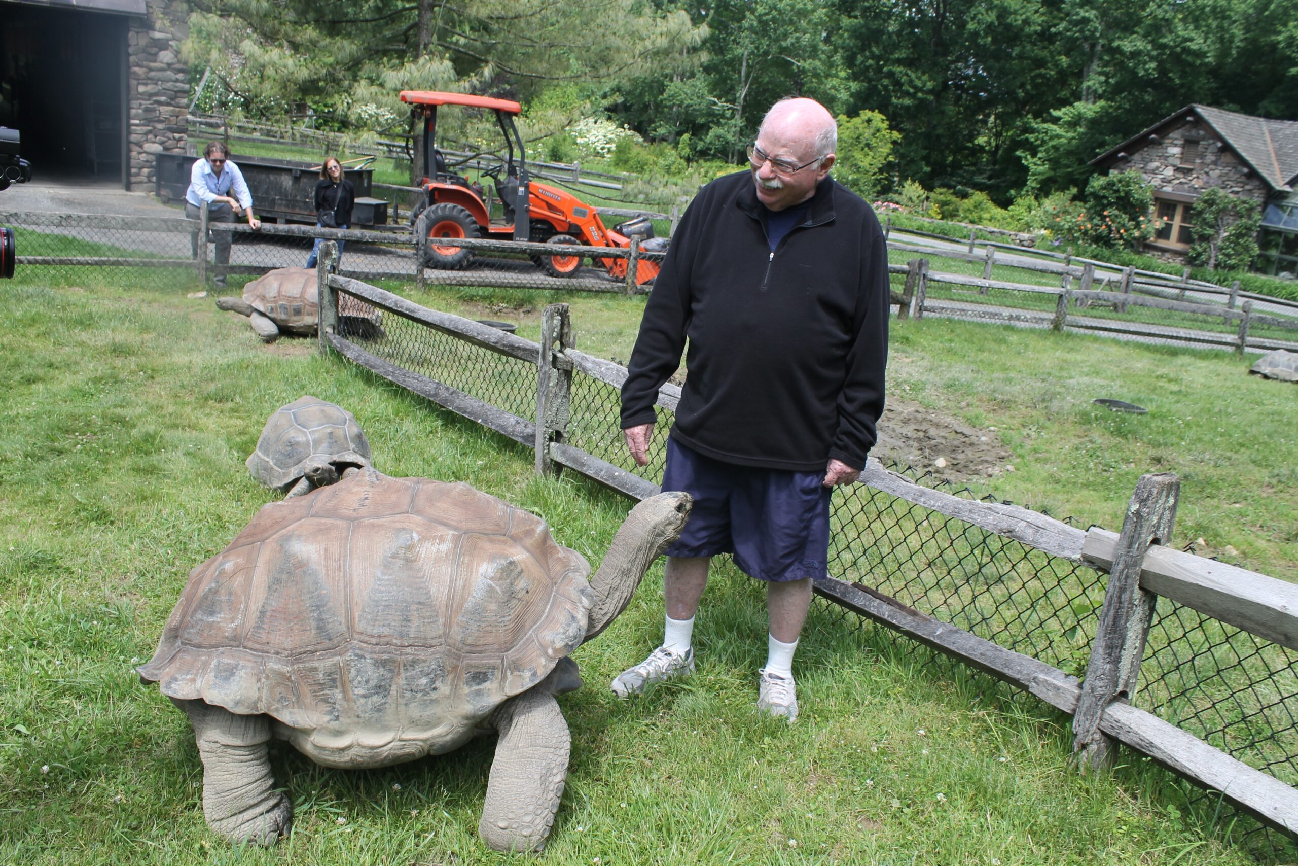 The billionaire who founded Birthright has a private zoo | AZ Jewish Post