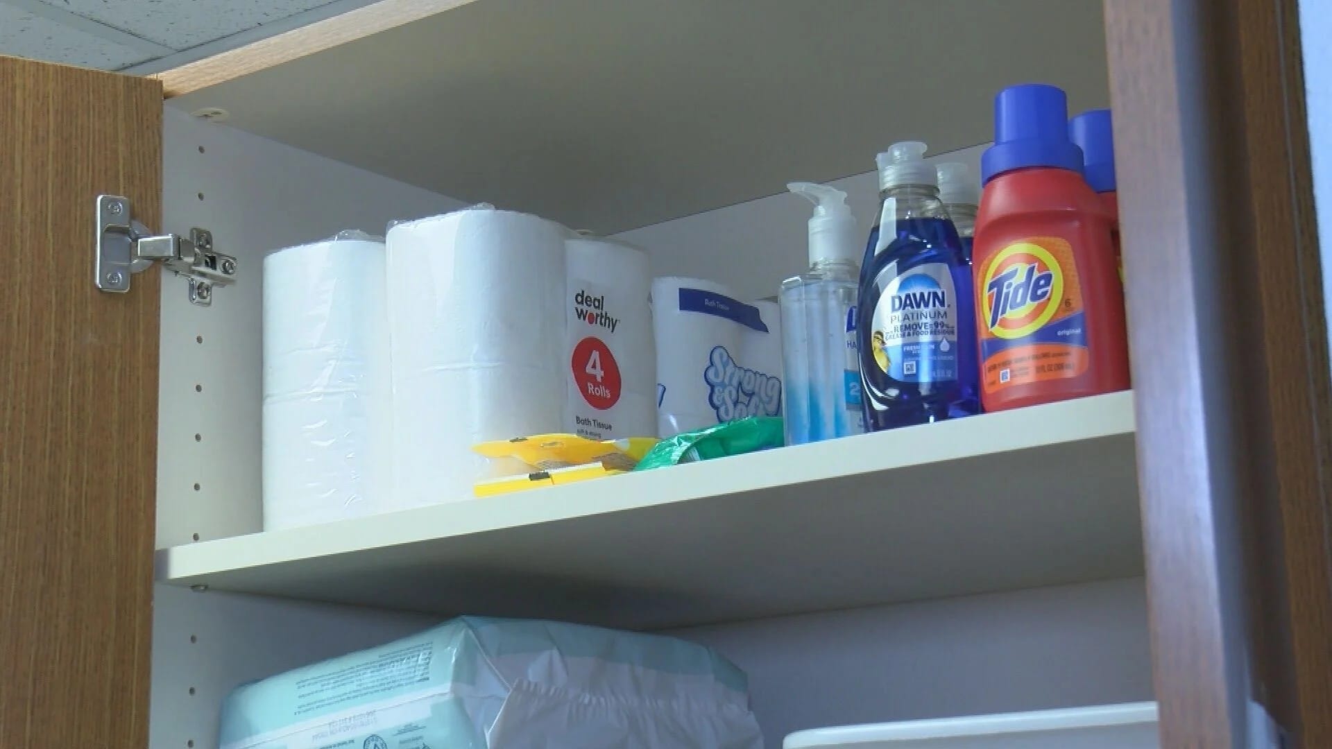 Hygiene pantry at JFCS opens as SNAP recipients face delays, reductions ...