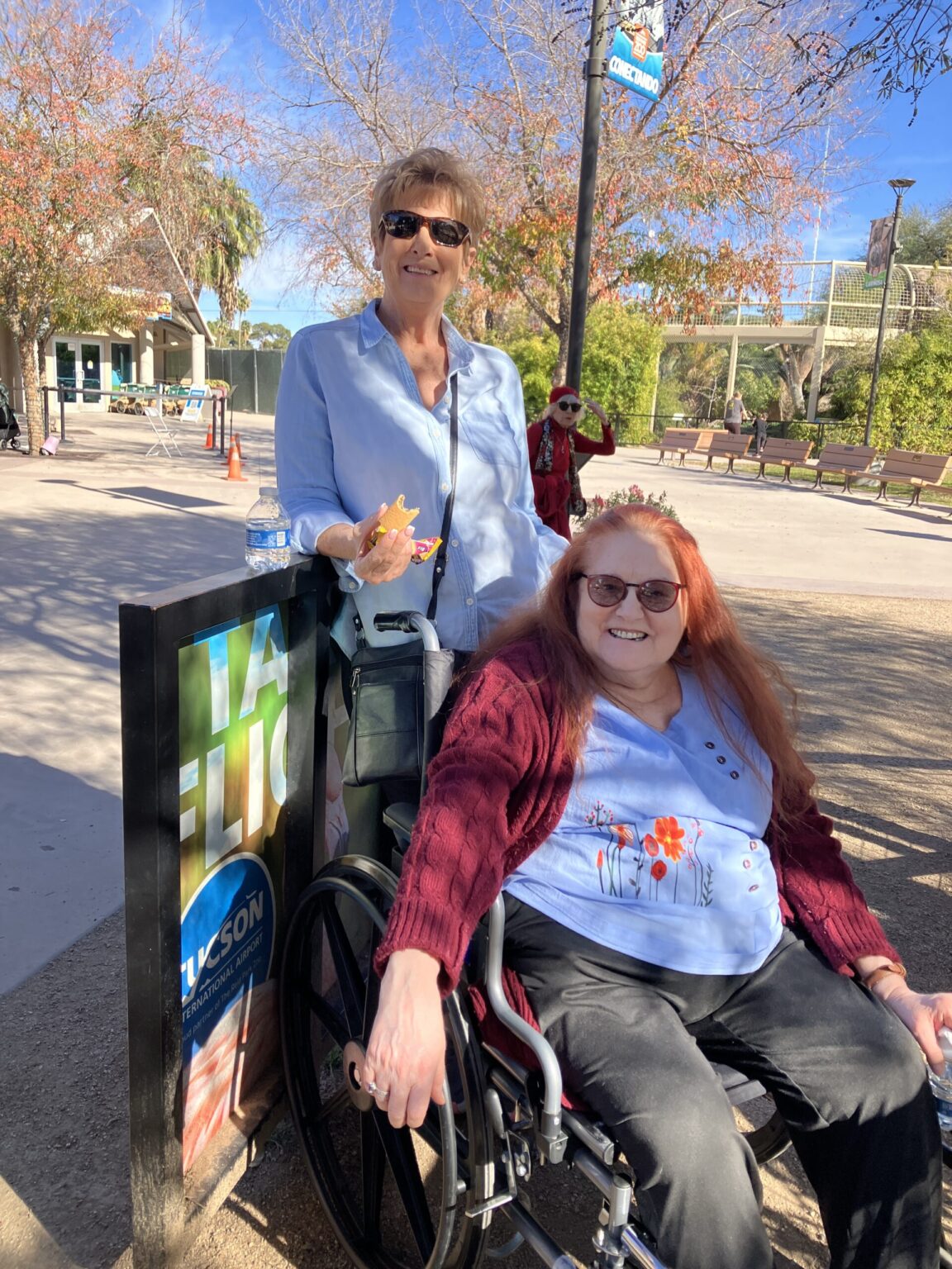 Handmaker Volunteers Shine | AZ Jewish Post